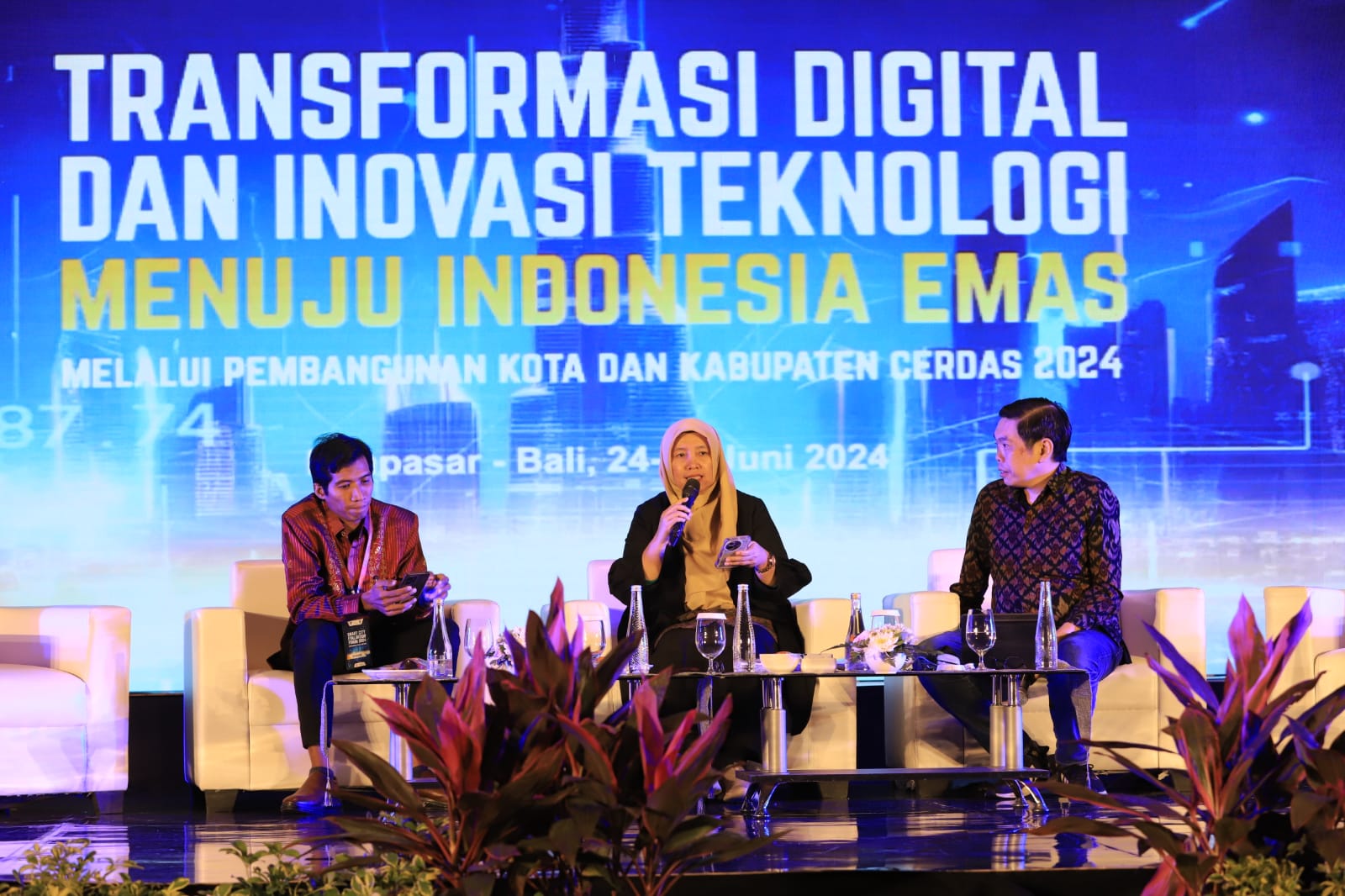 Kepala Diskominfo Paparkan Master Plan Smart City di Bali - Tangerang Raya